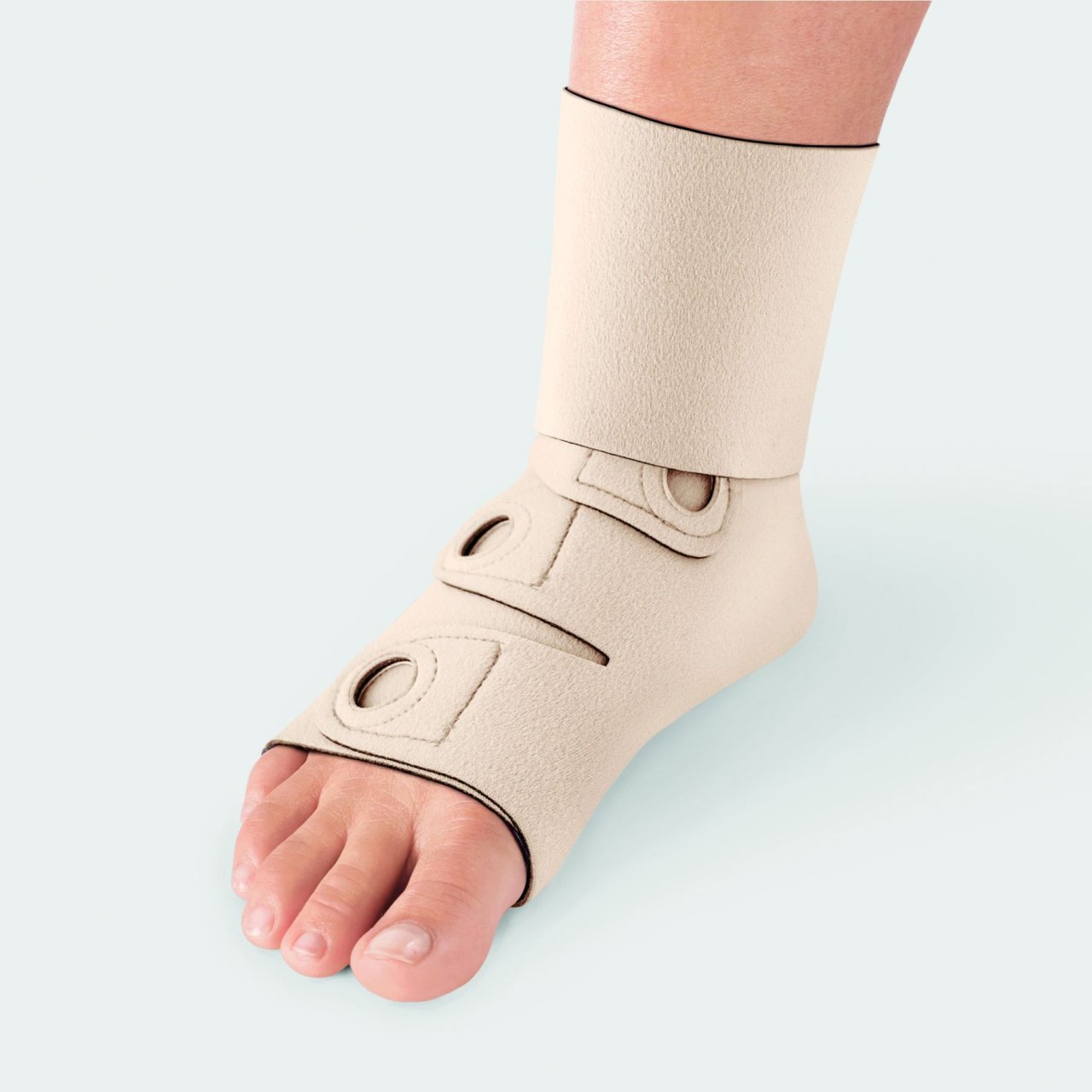 ReadyWrap® adjustable compression garments | L&R Medical